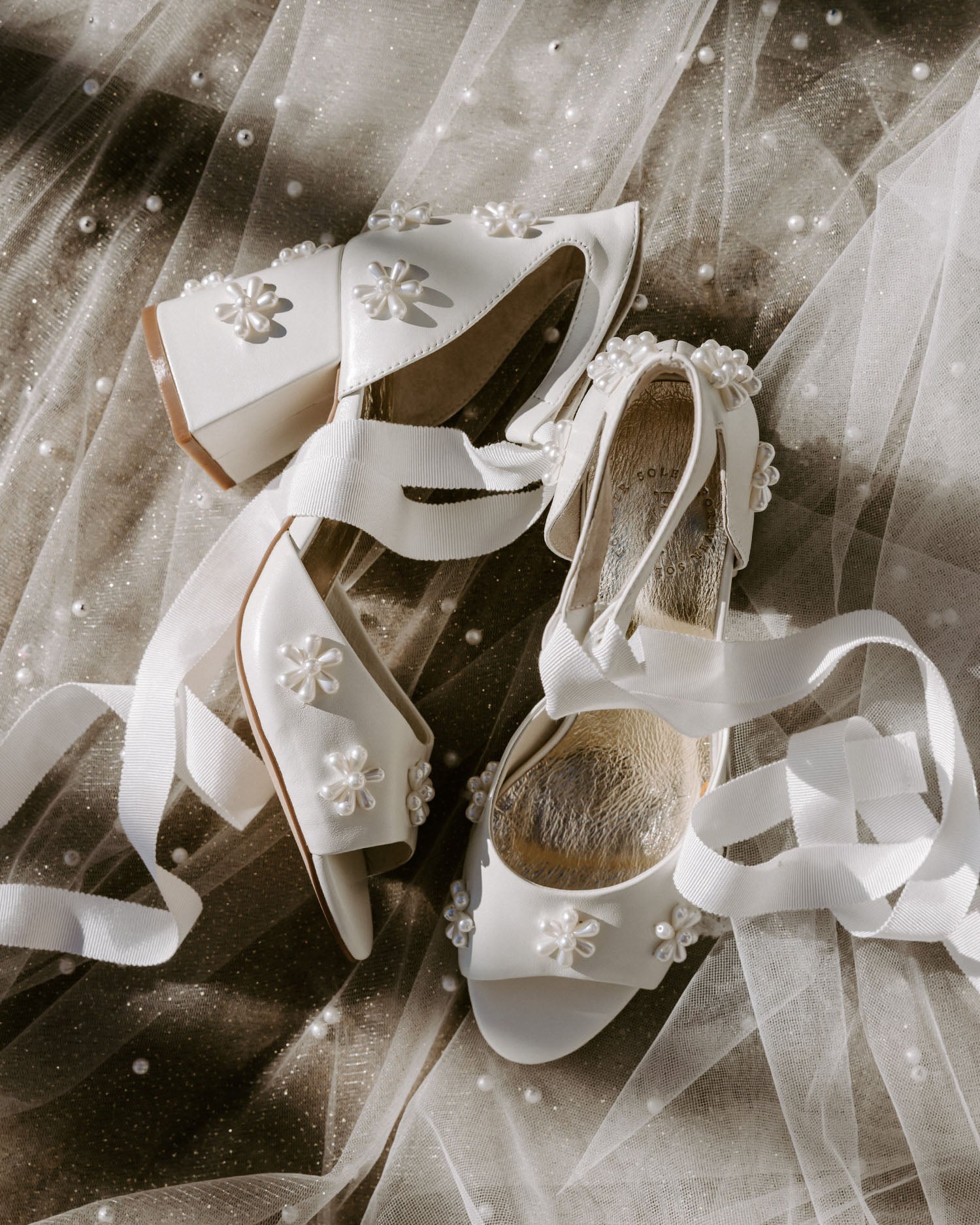 Ladies pearl flower shoes, low heels, beaded wedding shoes, block heel ...