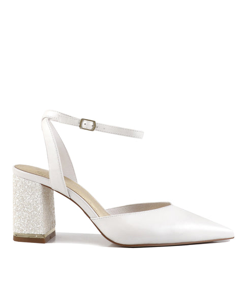 Classic Bridal Shoes For The Traditional Bride | Vintage Wedding Shoes